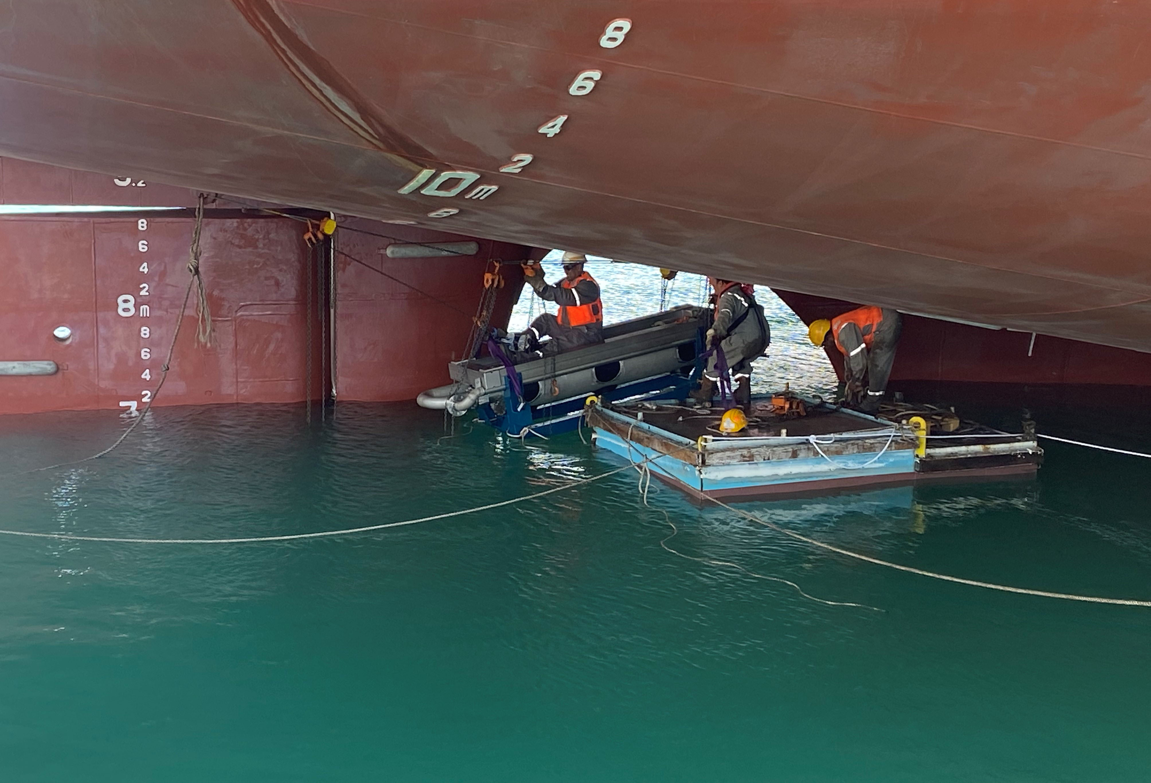 Jores - Episode 11. A journey to PIV flow measurements at ship scale.